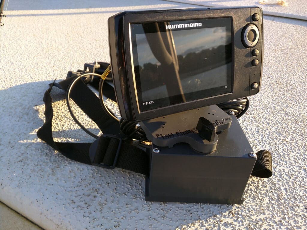 5/6.5Ah Fish Finder Tube Mount Kit - up to 7" screens ...