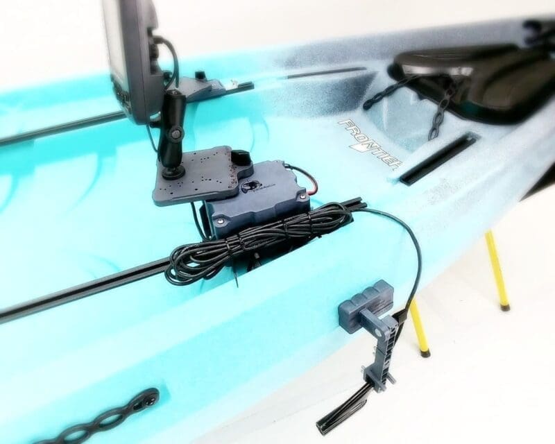 Powered 5/6.5Ah Kayak Magnetic Mount Kit - Fits 7" Screens